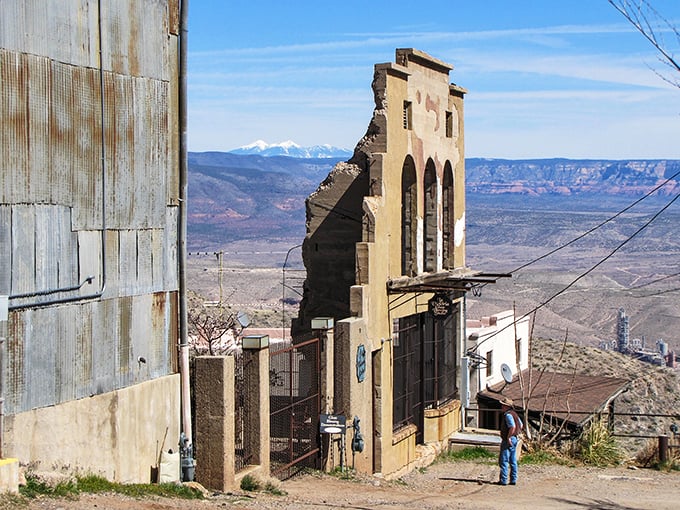 Jerome's architectural acrobatics: Where buildings defy gravity and common sense. It's like a game of Jenga played by giants with a flair for the dramatic.