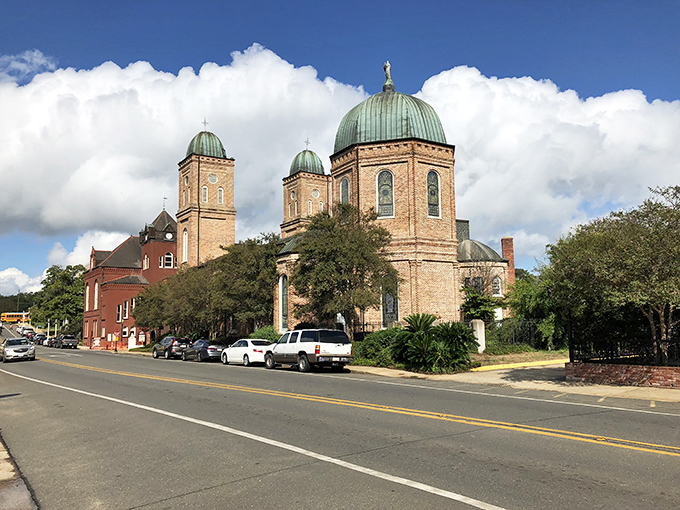 Holy architectural eye candy! This church is serving up some serious "old-world charm meets Deep South" realness.
