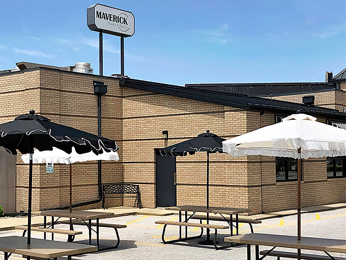 Outdoor seating for when you want your steak with a side of vitamin D. Perfect for those "I can't believe I ate the whole thing" moments.