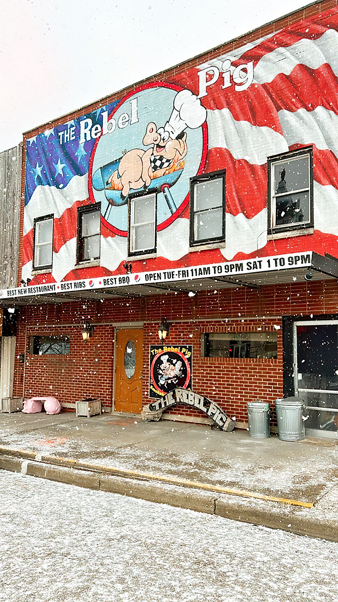 Even in snow, the Rebel Pig stands proud. That's dedication to smoke that would make any pitmaster salute.