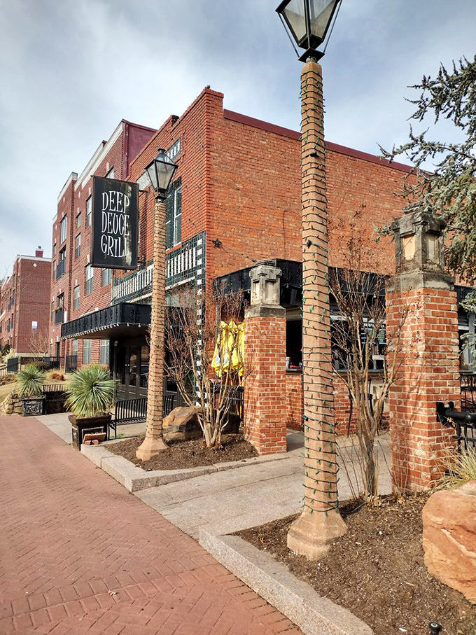 Curb your enthusiasm? Not a chance! This exterior view is like a sneak preview of the deliciousness waiting inside.