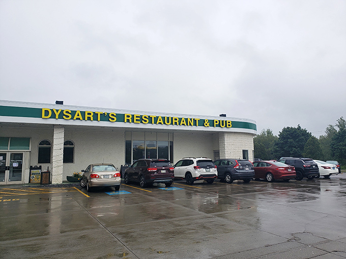 Rain or shine, it's Dysart's time! Even on gray days, this local gem shines bright, promising warm welcomes and full bellies inside.