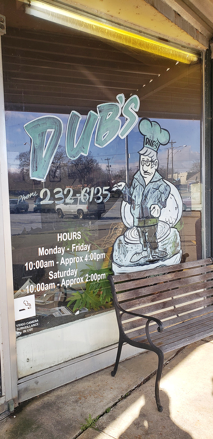 The writing's on the wall, or in this case, the window. Dub's sign is like a bat signal for burger lovers. Quick, to the Burger-mobile!