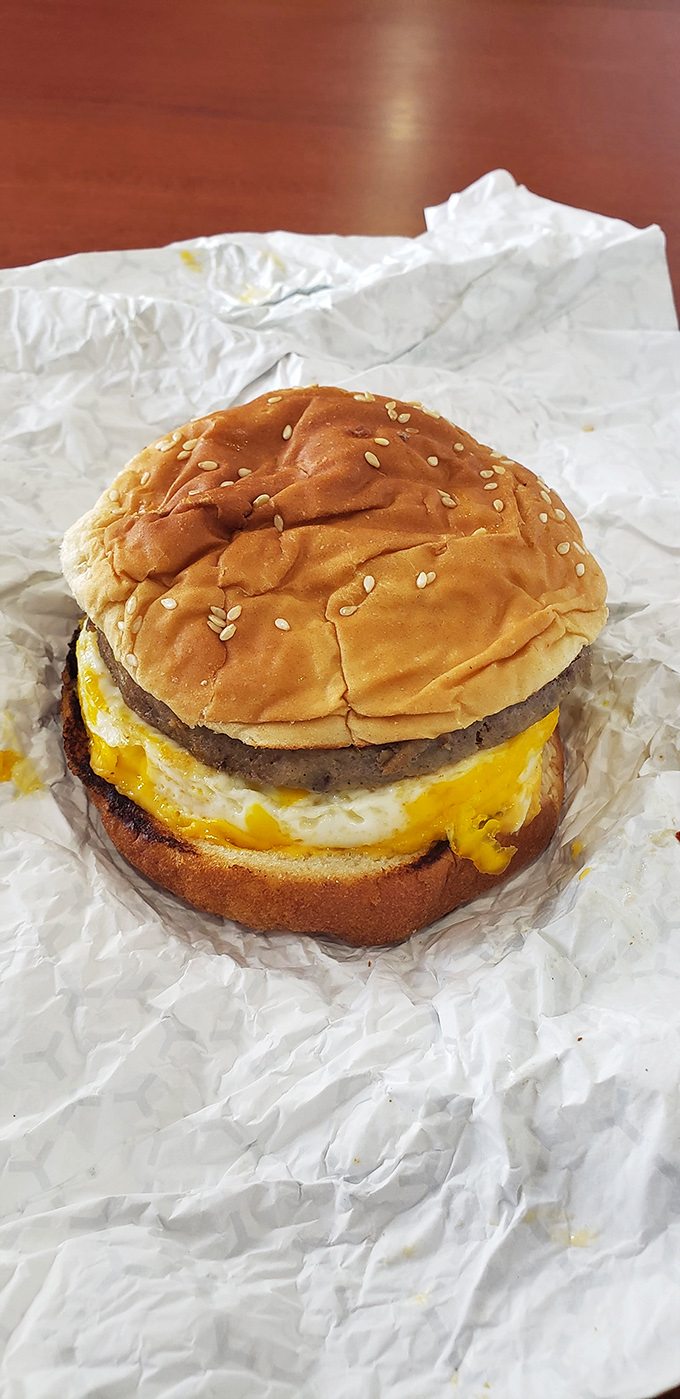 Rise and shine, it's burger time! Who says you can't have a burger for breakfast? This egg-topped beauty breaks all the rules in the best way.