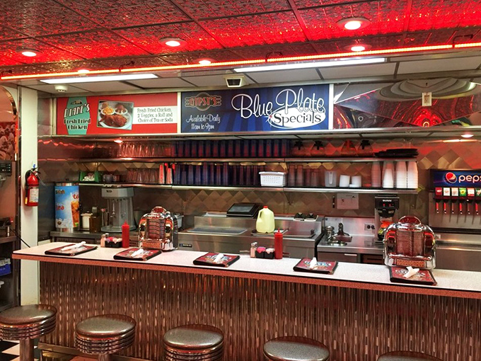 Pull up a stool and watch the short-order ballet unfold. It's dinner and a show, with a side of friendly banter thrown in for free.