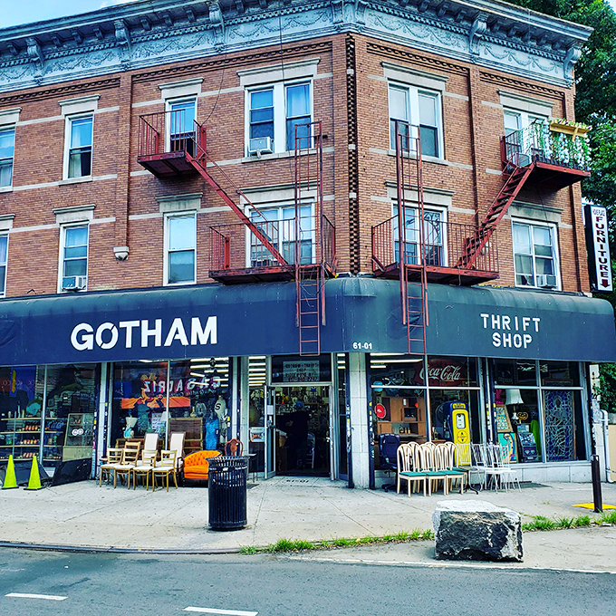 Portal to the past! Step through these doors and embark on a thrilling expedition through the annals of American pop culture.