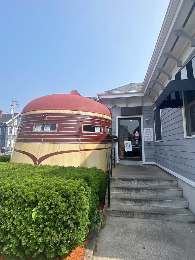 From this angle, you can appreciate the true architectural marvel of the Sterling Streamliner design. Breakfast with a side of history.