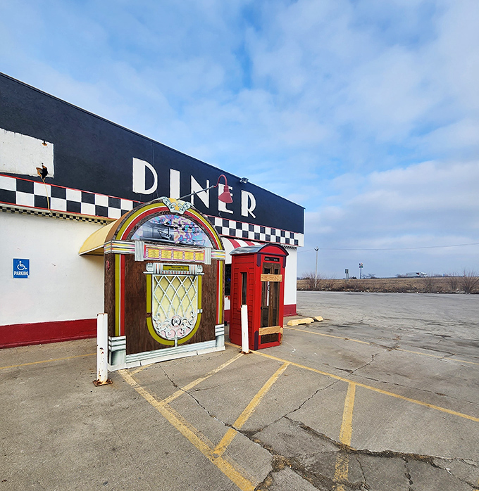 Jukebox hero: Where every meal comes with a side of nostalgia and a generous helping of small-town charm.