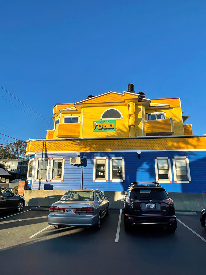 A BBQ joint that outshines the California sun. It's so bright and cheerful, you might need sunglasses just to look at it!
