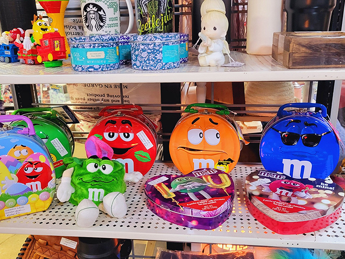 M&M characters with more personality than some people I know. These tin lunch boxes would make even a bologna sandwich feel special.