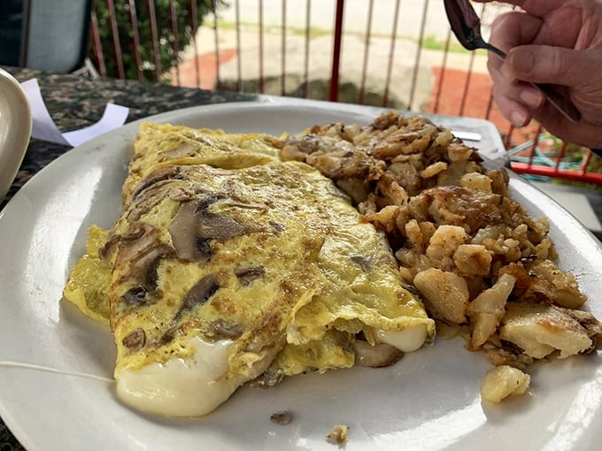Omelette you finish, but this breakfast is one of the best of all time! Paired with those crispy home fries, it's a morning grand slam.