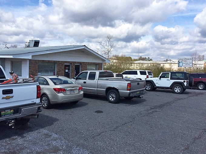 If you build it, they will come... for the burgers. This packed parking lot is a testament to the magnetic pull of great food.