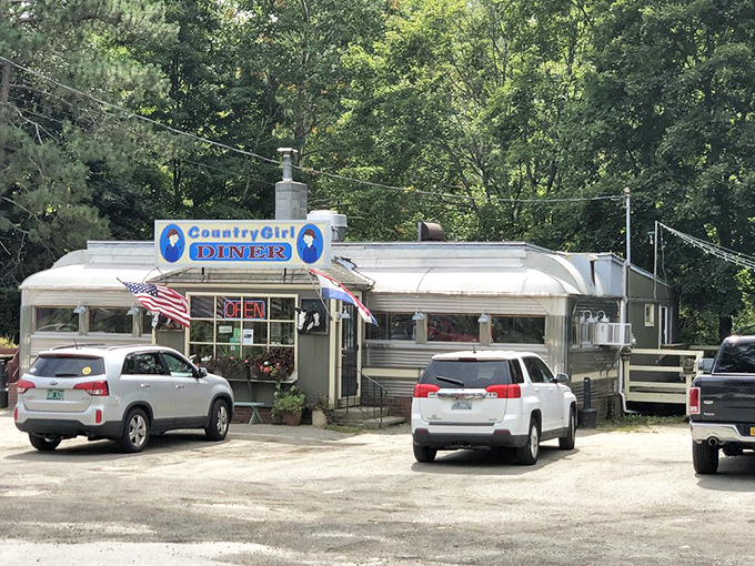 The parking lot tells the story&mdash;locals and travelers alike making the pilgrimage to this silver sanctuary of breakfast bliss.