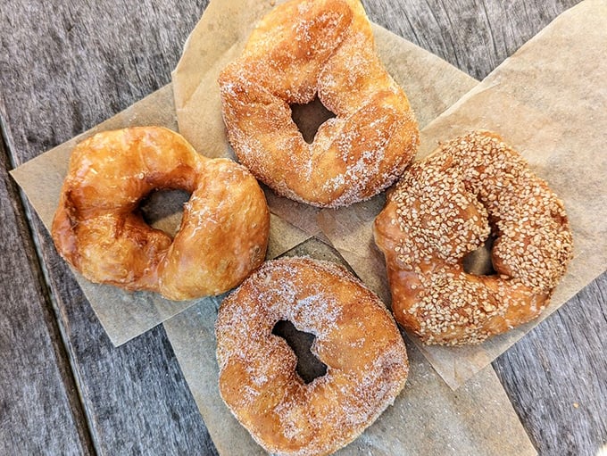 A doughnut bouquet that puts roses to shame! These varied delights are a feast for both eyes and stomach. It's like the Avengers of the doughnut world, each with its own superpower of deliciousness.