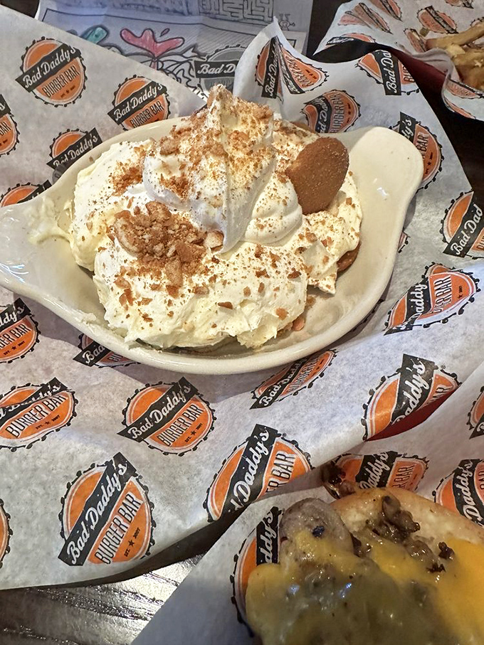 Sweet dreams are made of this! This banana pudding looks so heavenly, it might just make you believe in dessert at first sight. Grab a spoon and dive in!