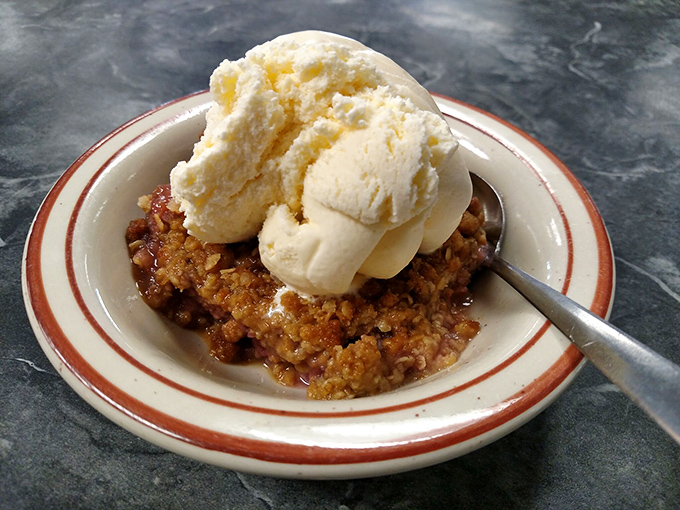 Dessert perfection! This crisp is so good, it might just make you forget about that "beach body" resolution. Oops!