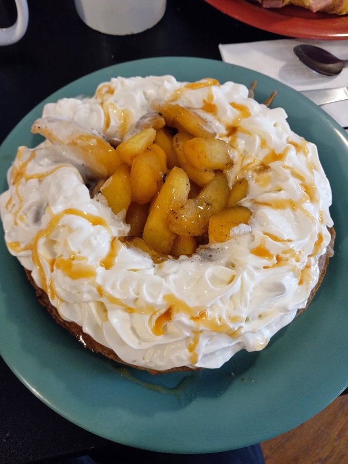 Sweet tooth satisfaction! This dessert is so heavenly, it might just make you believe in love at first bite. Calories? What calories?