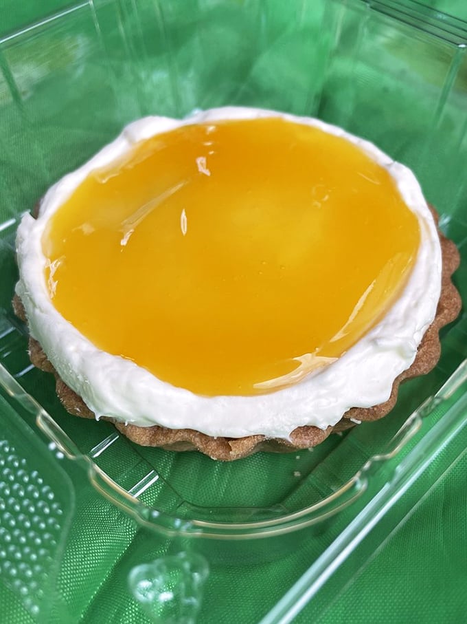 Sweet endings! This sunny little tart is like Hawaii in dessert form &ndash; bright, cheerful, and impossible to resist.