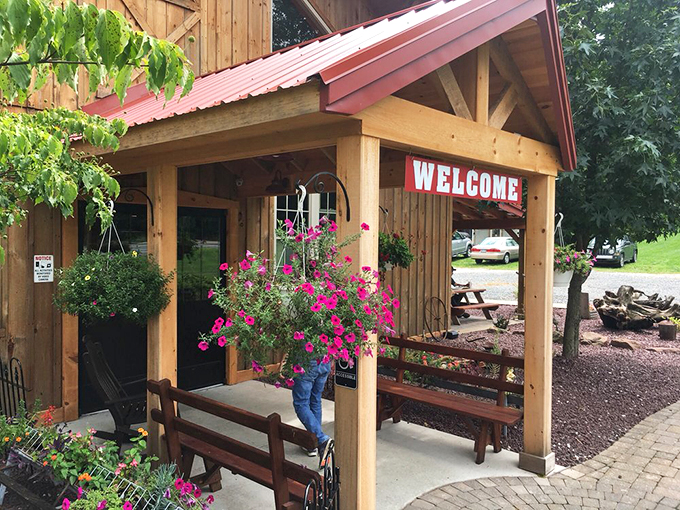 A floral welcome fit for royalty - or anyone with a hankering for world-class barbecue. Your taste buds' adventure starts here!