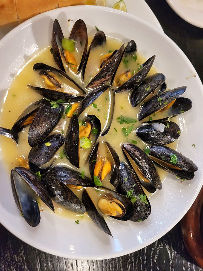Mussels that could make Poseidon himself surface for a bite. The ocean called, it wants its flavor back!