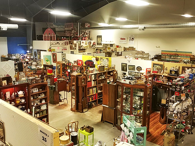 Bird's eye view of nostalgia paradise! It's like "Where's Waldo?" but instead, you're hunting for that perfect piece of the past. Happy treasure hunting!