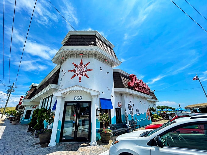 A nautical neon dream! Peter's Clam Bar beckons seafood lovers like a siren's call, promising briny delights and ocean-fresh flavors.