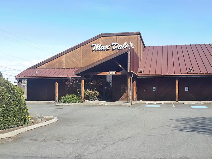 Rustic charm meets prime cuts at Max Dale's &ndash; it's like a lumberjack's dream come true.