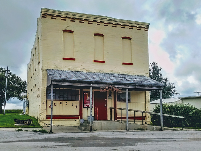 Step into Terry's, and you'll swear you've stumbled onto the set of "Cheers" &ndash; if Sam Malone traded beer for prime beef!