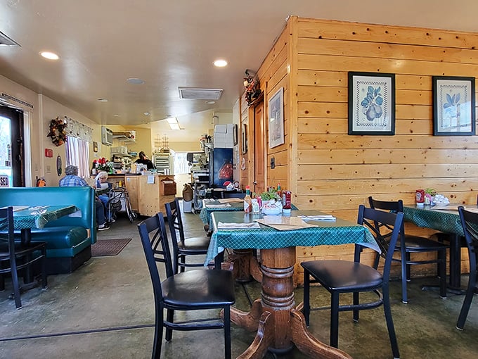 Step inside and you're transported to a cozy time capsule. It's like your favorite aunt's kitchen, but with more pie options.