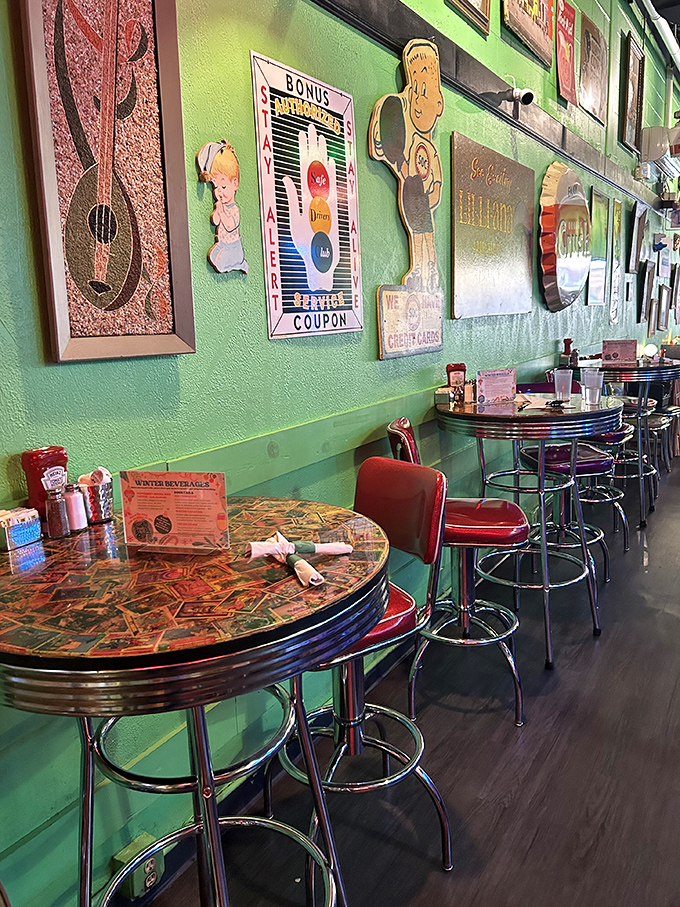 Step into a time machine of taste! This retro-chic interior is where nostalgia meets culinary creativity.