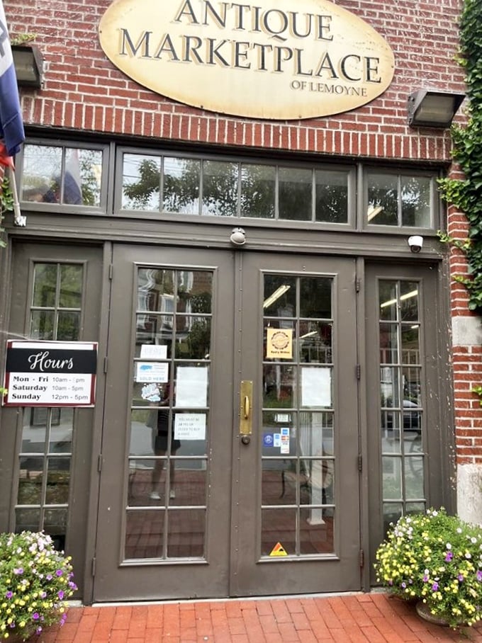 "Open sesame" to yesteryear! These doors are the gateway to a wonderland where every object tells a story from a different era.