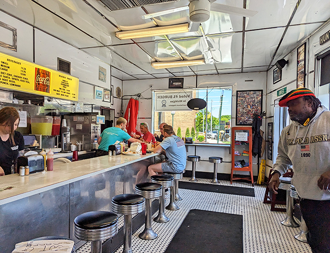 Step into burger paradise! This cozy interior is where slider dreams come true, one sizzling patty at a time.