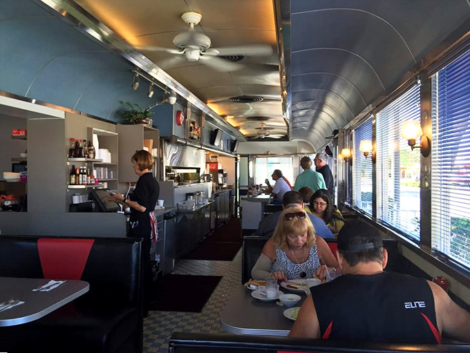 Step inside and travel through time! The curved ceiling and cozy booths transport you to an era when conversations flowed as freely as the coffee.