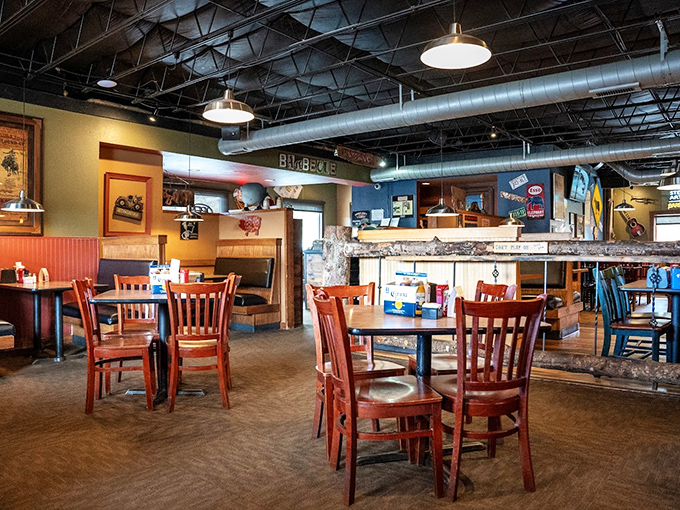 Step inside and feel the warmth! This cozy interior, with its eclectic decor, is like your cool uncle's man cave &ndash; if he were a barbecue master.