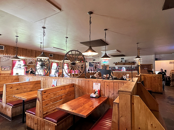 Step into a time machine disguised as a restaurant. Wagon wheels, wood paneling, and the promise of smoky delights? We've struck gold, folks!