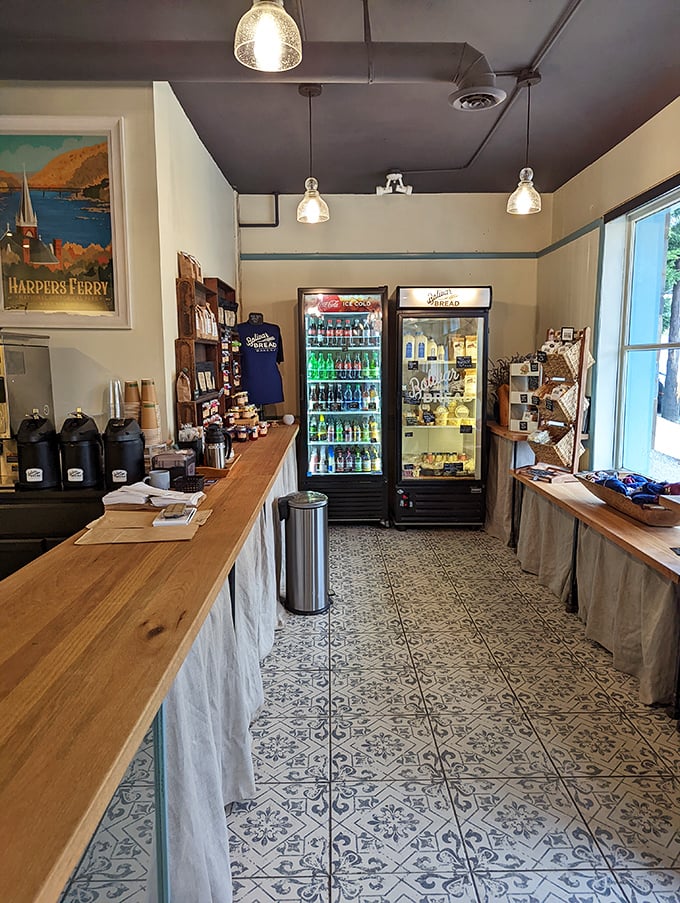 Step into carb heaven! The aroma of fresh bread mingles with local art and vintage charm, creating a feast for all senses.