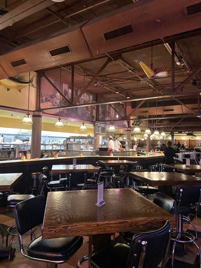 Step into a maritime time machine. This bustling interior blends nostalgia with the sizzle of fresh catches, making every meal feel like a special occasion.