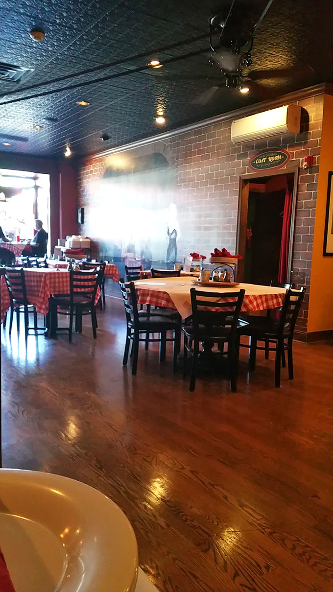 Step into a time machine of taste! Red-checkered tablecloths and brick walls transport you to a classic Italian eatery.