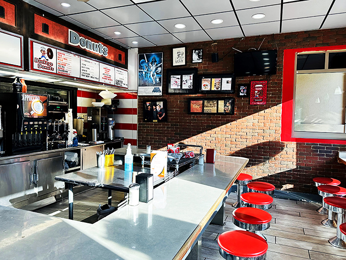 Step into a time warp of deliciousness. With its retro charm and mouthwatering aromas, this interior screams "Eat here, diet later!" Your taste buds will thank you.
