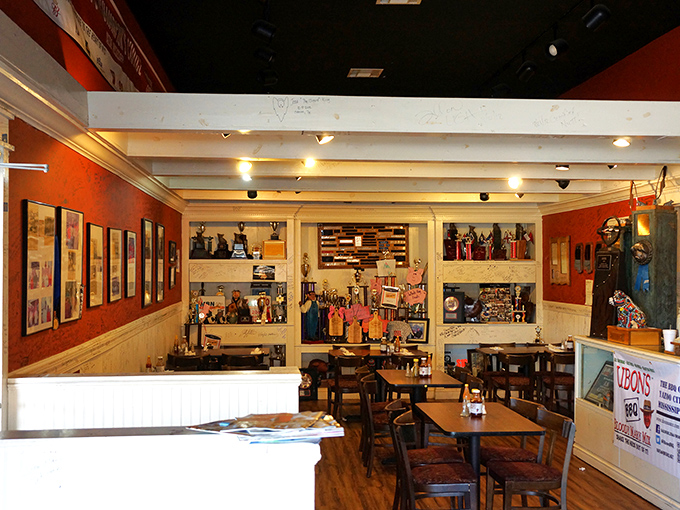 Step inside and feast your eyes on a museum of Mississippi culture, with a side of mouthwatering barbecue aromas.