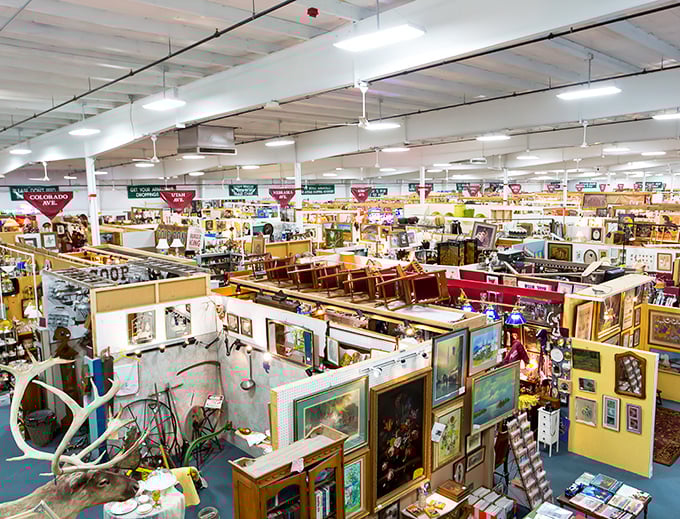 Step inside and prepare for sensory overload! This labyrinth of nostalgia is where your inner collector meets its match. It's like Aladdin's cave, but with price tags.