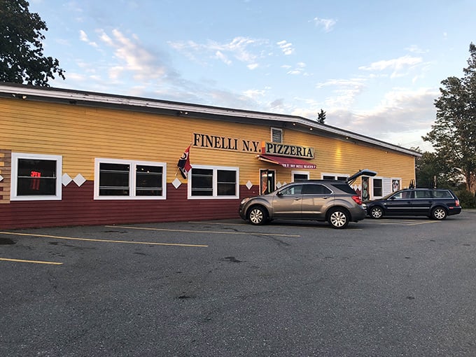 Finelli's brings a taste of the Big Apple to the Pine Tree State. Their "Yes! We sell slices" sign is the pizza lover's equivalent of "Free Beer Tomorrow."