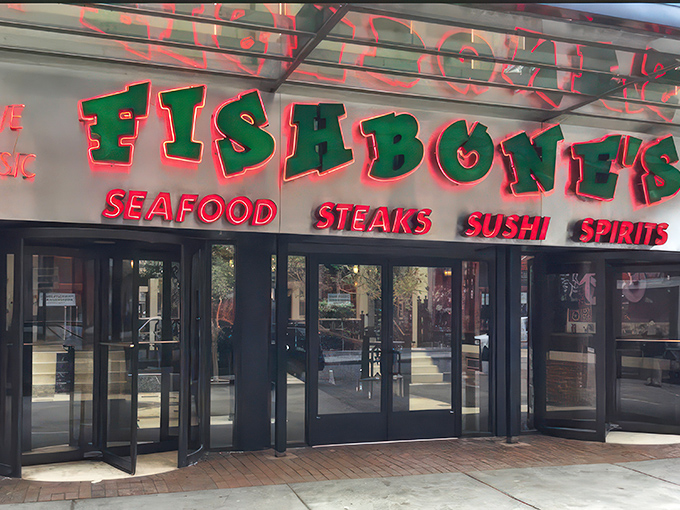 Step into Fishbone's and prepare for a seafood spectacular. It's where Detroit meets the ocean, and your fork is the VIP.