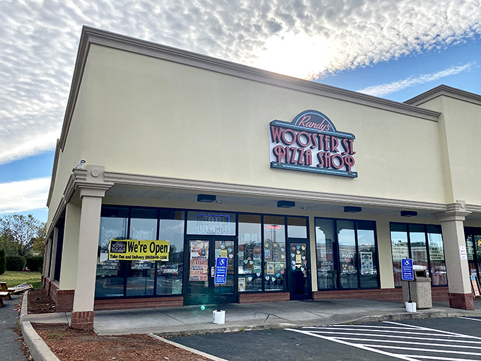 At Randy's, pizza possibilities are endless. It's like your favorite comfort foods had a delicious party on a crust!