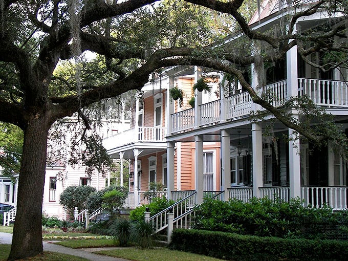 Spanish moss-draped oaks and wrap-around porches – it's like the South decided to give architecture a warm hug.
