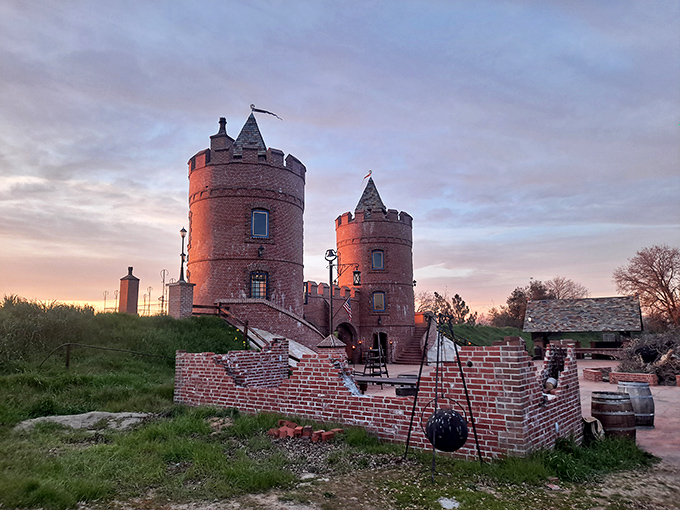 Who needs a time machine when you've got Castle Noz? This brick beauty transports you to another era, complete with modern plumbing.