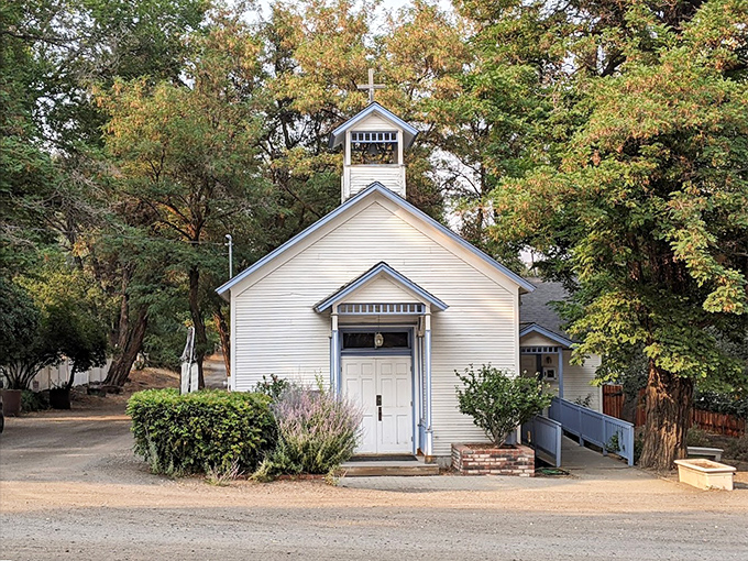 This quaint little church isn't just picture-perfect &ndash; it's the ideal spot for a Hallmark movie meet-cute. Romance, anyone?