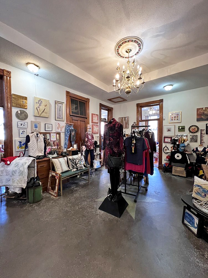 Chandeliers and charm galore! This room is like your coolest aunt's attic, if she collected everything fabulous since 1950.
