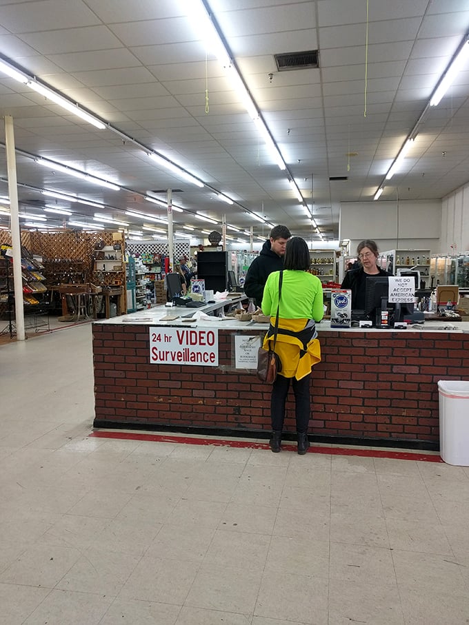 The heart of the operation: part information desk, part time machine control panel. Here's where your journey through the past begins!