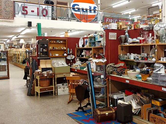 From Gulf signs to granny's china, this place is a kaleidoscope of memories. Who knew the past could be so colorful?